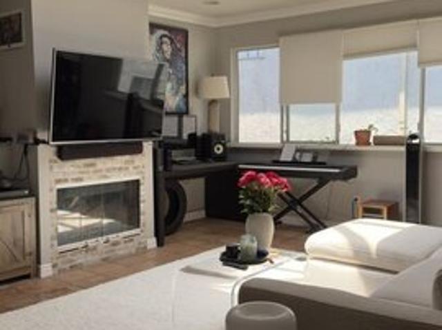 938 Palm Ave Unit 203, West Hollywood, CA 90069