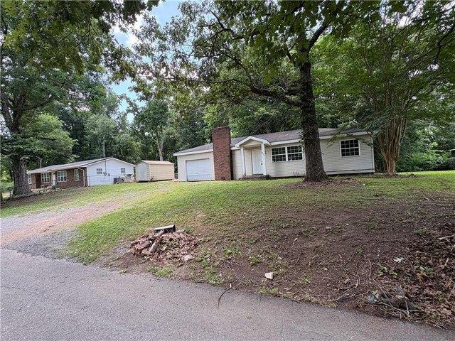 938 Raygan Dr, Tunnel Hill, GA 30755