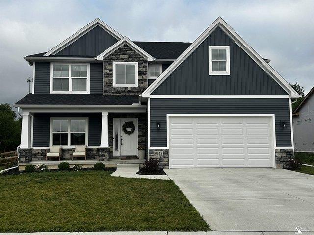 9395 Village Meadows Dr, Temperance, MI 48182