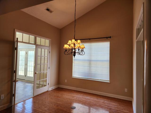 9398 Pinckney Ln