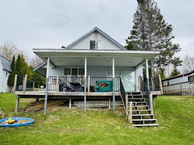 9390 Clewley Rd, Lachine, MI 49753
