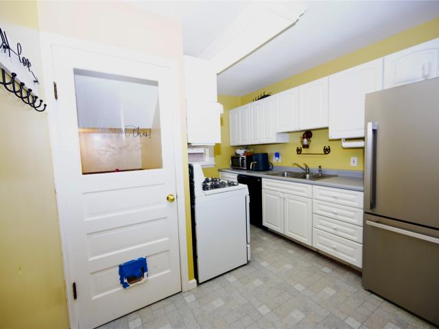 939 4th Street