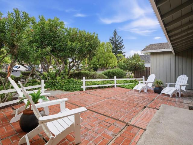 939 Cherrystone Drive