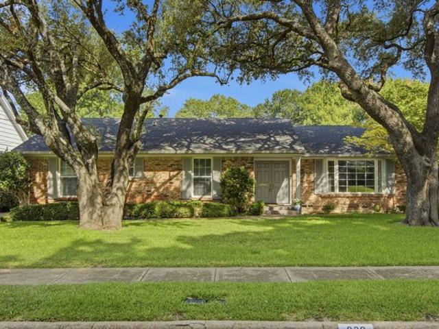 939 Blue Lake Cir, Richardson, TX 75080