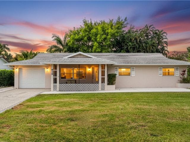 939 Bluebird St, Naples, FL 34104 | MLS #2026005 | Compass