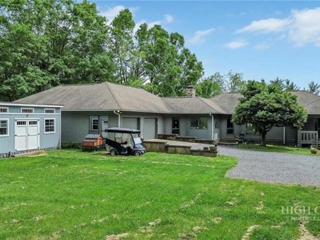 939 Don Bare Road, Jefferson, NC 28640