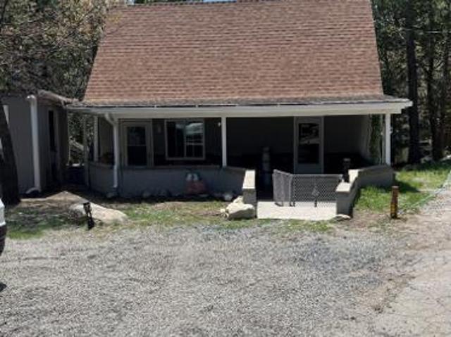 939 Davis Dr, Lake Arrowhead, CA 92352
