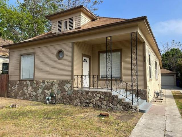 939 E 49th St, Los Angeles, CA 90011
