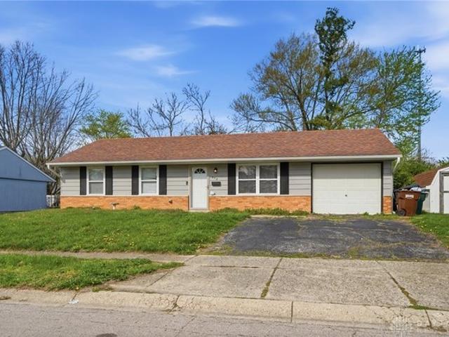 939 Firwood Dr, New Carlisle, OH 45344