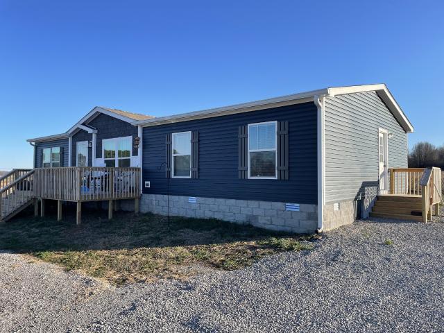 939 Hwy 64 West Lawrenceburg, TN 38464 | MLS #3098 | Compass