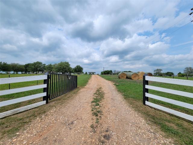 939 Old Nelsonville Road