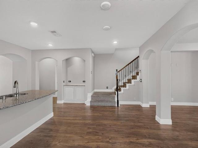 939 Mangrove Drive