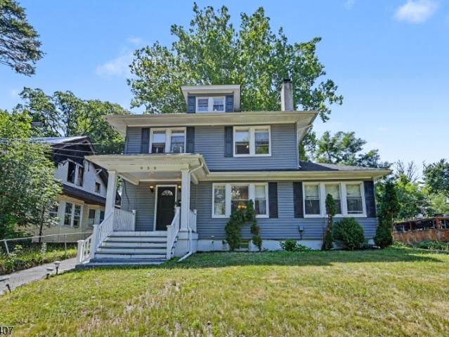 939 Myrtle Ave