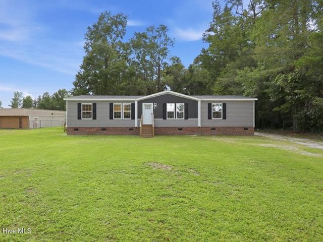 939 NC 306 Hwy N, Grantsboro, NC 28529