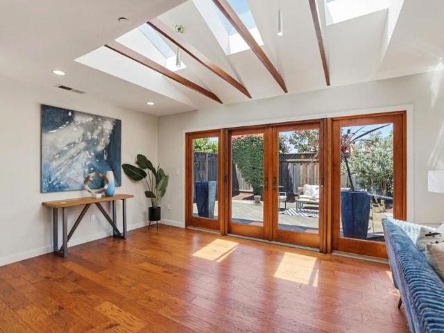 939 Rosette Court