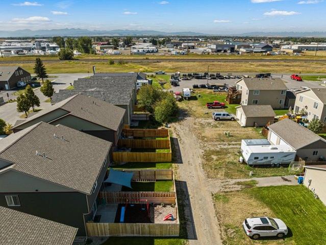 97 9th St Unit A, Belgrade, MT 59714