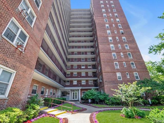 97 10 62 Dr Unit 3H, Rego Park, NY 11374