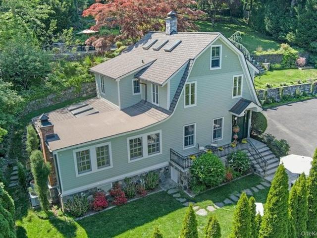 97 Underhill Rd, Scarsdale, NY 10583