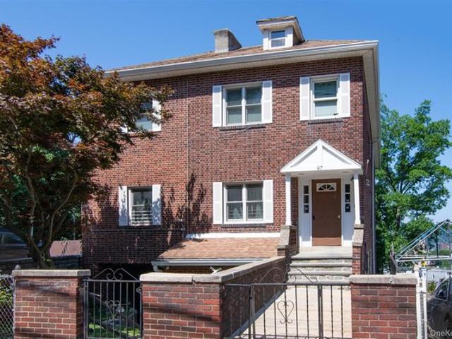97 Van Cortlandt Pk Ave, Yonkers, NY 10701
