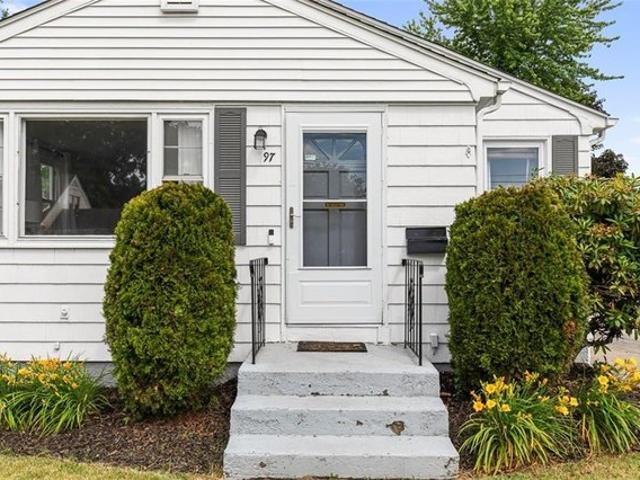 97 Victor Ave, Johnston, RI 02919