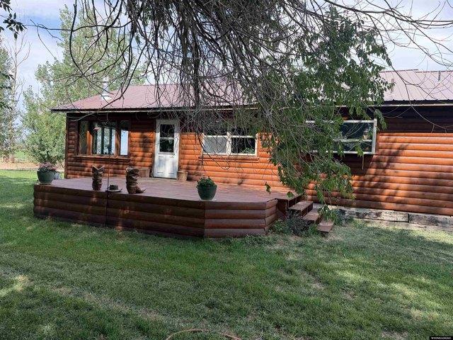 97 Zig Zag Rd, Pavillion, WY 82523