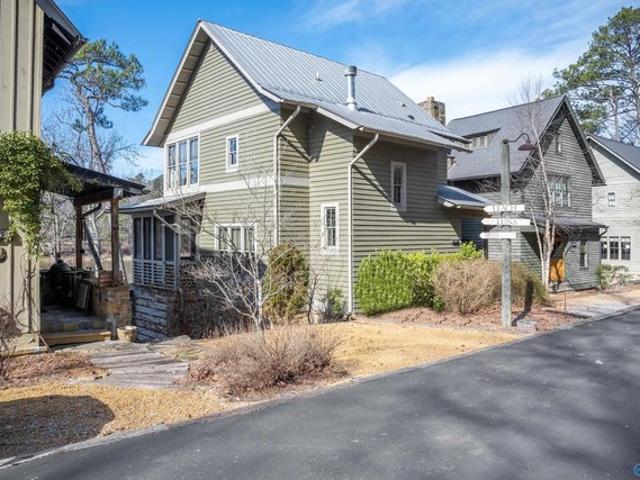 97 Bald Eagle Dr, Crane Hill, AL 35053