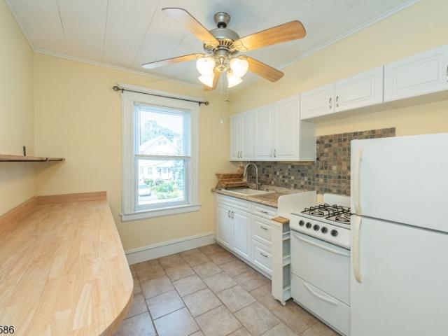 97 Berkeley Ave # 2