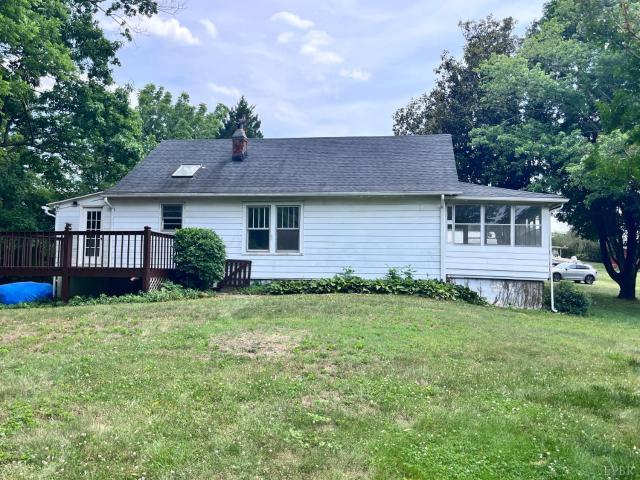 97 Breeze Hill Lane