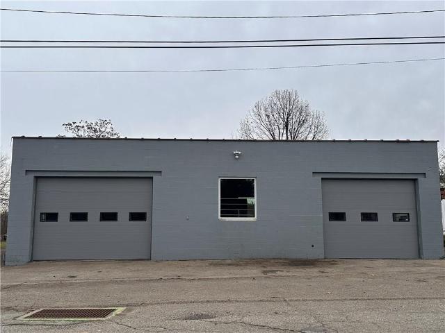 97 Clyde St, Ellwood City, PA 16117 | MLS #1732 | Compass