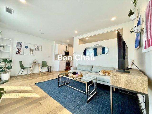 97 Elmwood St Unit 2 11, Cambridge, MA 02140