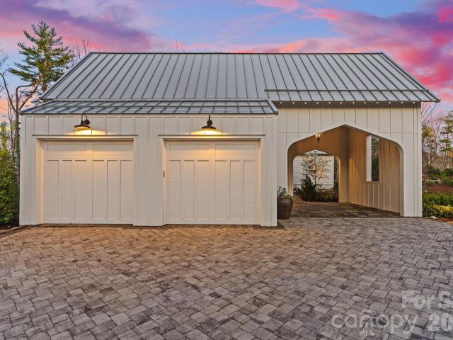97 Emerald Necklace Drive