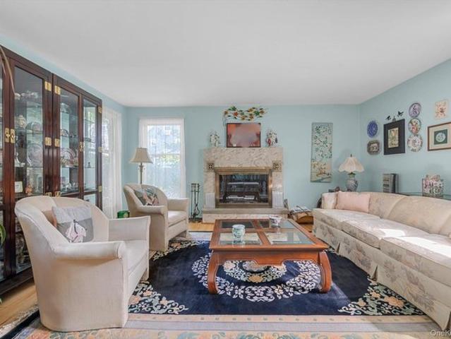 97 Fordham St, Bronx, NY 10464