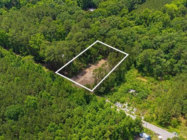 97 Hardee St, Andrews, SC 29510