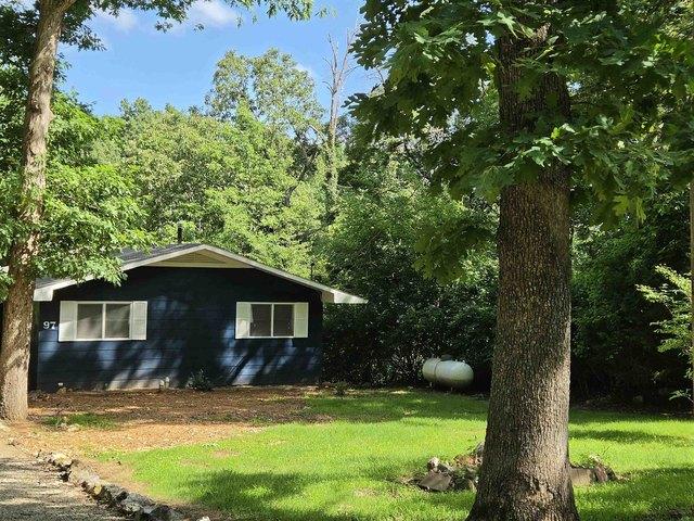 97 Lakeside Dr, Williford, AR 72482