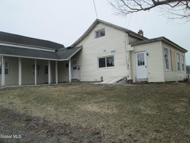 97 N Main St, Mayfield, NY 12117