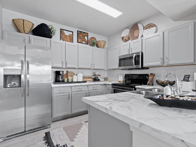97 @ North Oak 1 Bedroom Apartment for Rent at 97 Ne 97th St, Kansas City, MO 64155 Meadowbrook Heights