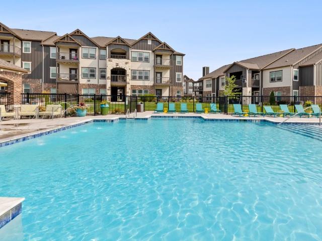 97 @ North Oak 1 Bedroom Apartment for Rent at 97 Ne 97th St, Kansas City, MO 64155 Meadowbrook Heights