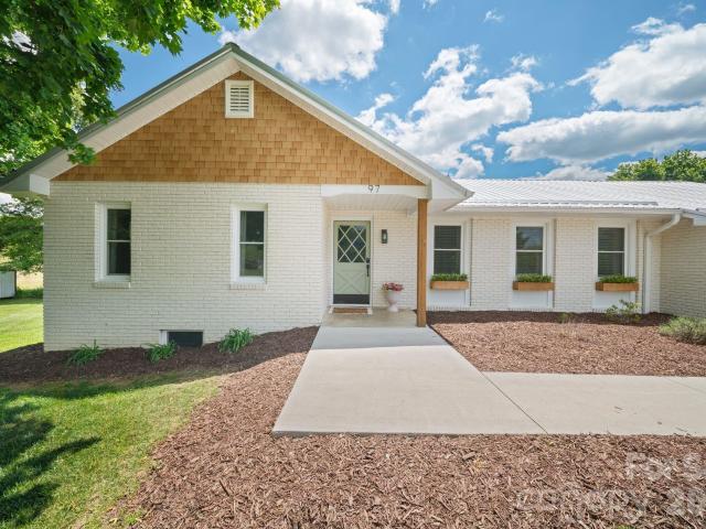 97 Paul Holland Road