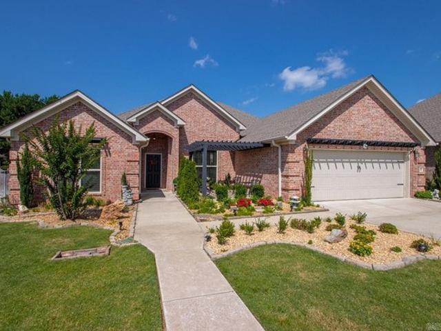 97 Pinnacle Dr, Bryant, AR 72022