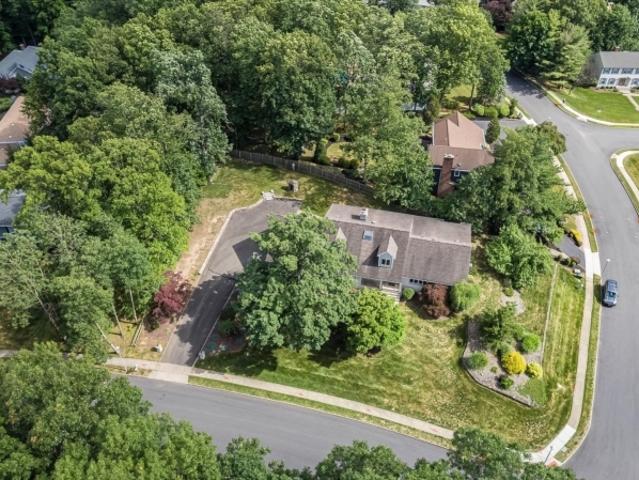 97 Poplar Dr