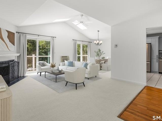 97 Richards Ave Apt A12, Norwalk, CT 06854