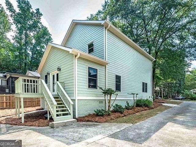 97 Rockyford Road NE