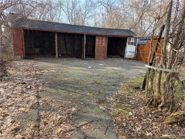 97 Rohr St