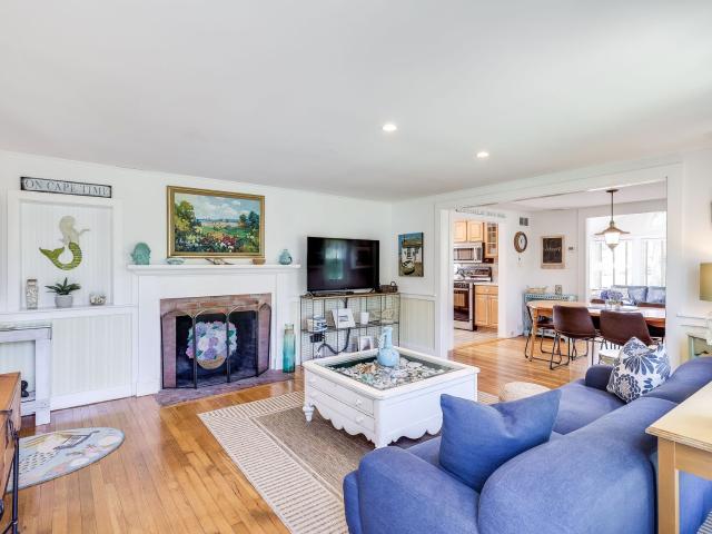 97 Sixth Avenue, West Hyannisport, US, MA