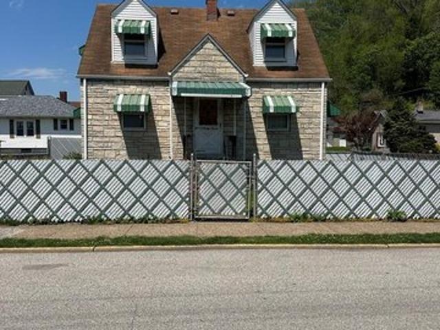 97 Sycamore Ave, Wheeling, WV 26003