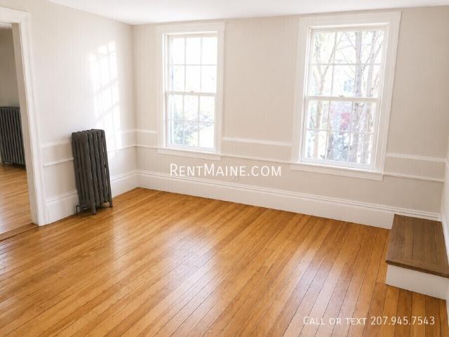 97B Ohio St, 1 bed, 1 full bath