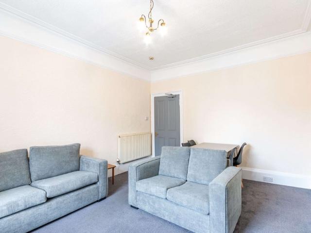 97P Kirk Street, Edinburgh, EH6 5EY