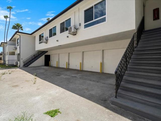 97th Street Apartments 1 Bedroom Apartment for Rent at 517 E 97th St, Inglewood, CA 90301