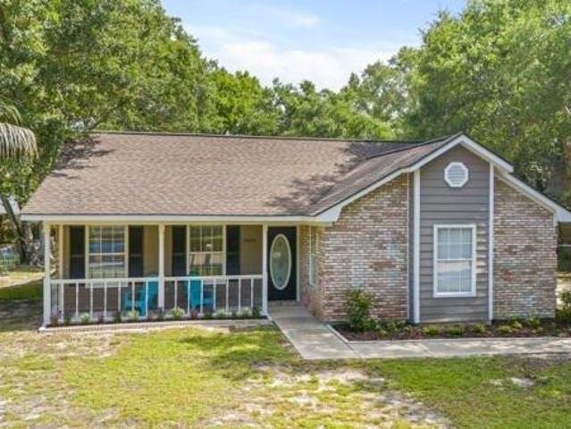 9404 Meadowlark Avenue, Ocean Springs, MS 39564