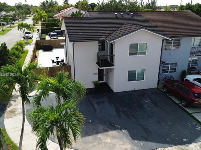 9404 SW 8th Ter Unit 9404, Miami, FL 33174